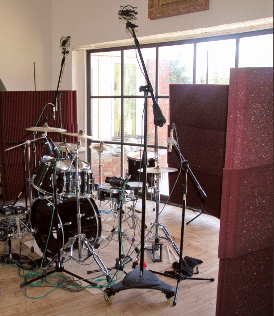 Recording Magazine Resources: Drumming and Drummers and Mics