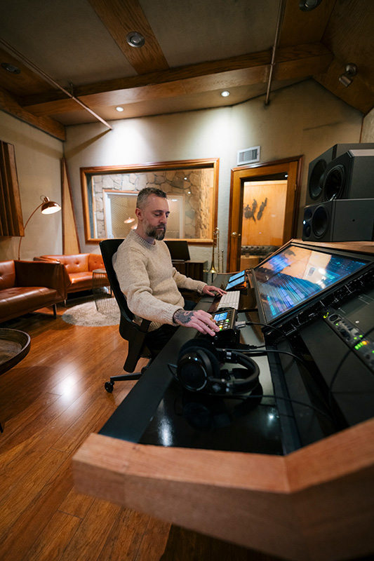 Lounge Studios Offers Immersive Recording Capabilities With Neumann ...