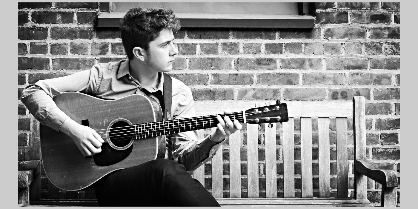 Songwriter Mike Robinson Releases New EP ‘Clevidence’